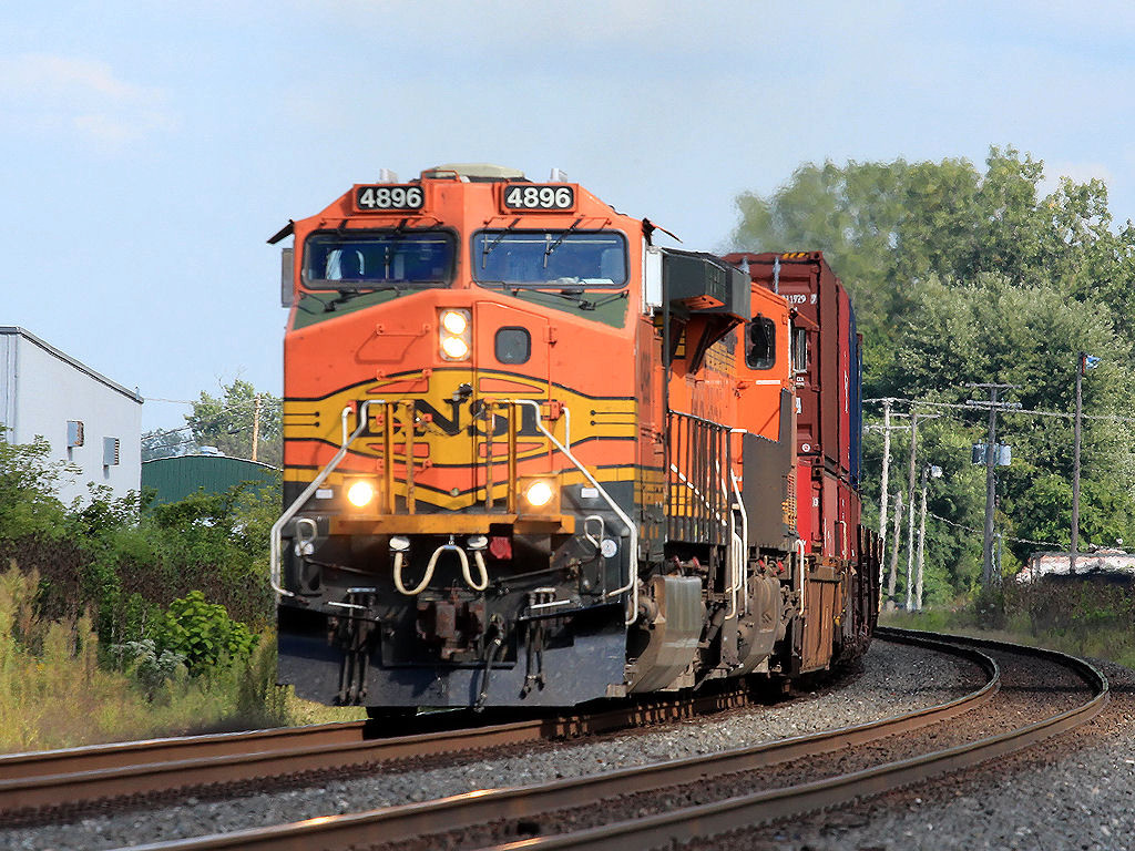 BNSF 4896